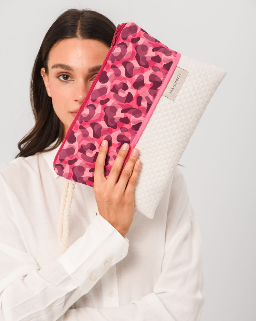 Zebra Kiss - Pouch - Seaphoria